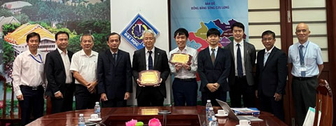 14．JICAベトナム事務所新旧担当者のCTU訪問 | 気候変動下のメコンデルタ地域における持続可能な発展に向けた産官学連携強化プロジェクト ...